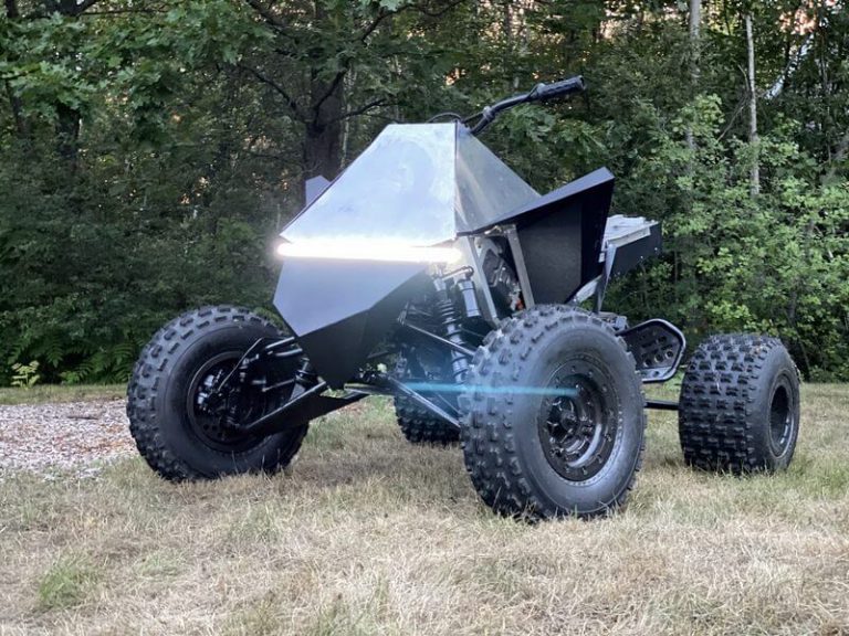 Tesla Cyberquad is a DIY Electric ATV that Reaches 100 mph