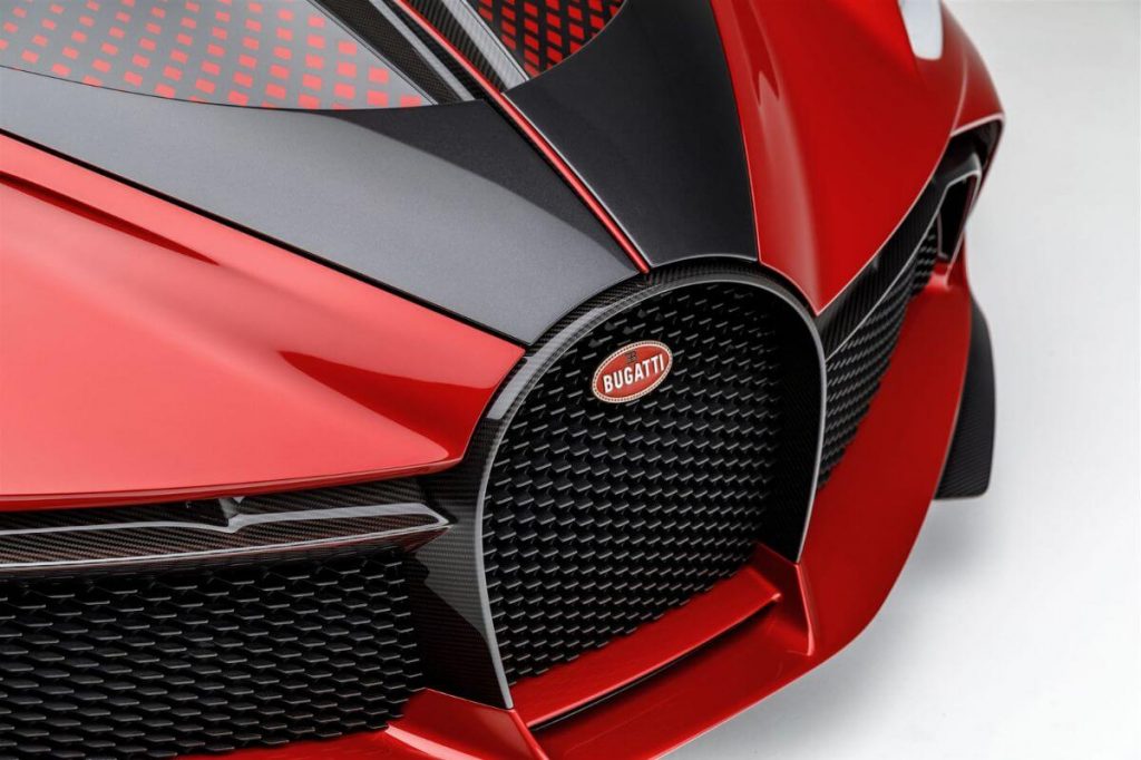 Bugatti Unveils Divo Ladybug with Masterfully Painted Body