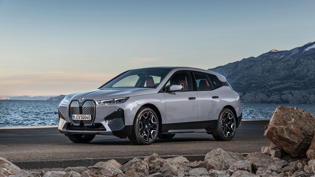2022 BMW iX xDrive50 Electric SUV Arrives with 516 HP, 300-mile Range