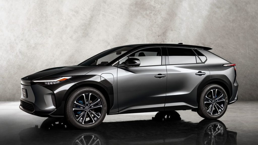 Toyota bZ4X All-Electric SUV Debuts in North America, Sales Start in 2022