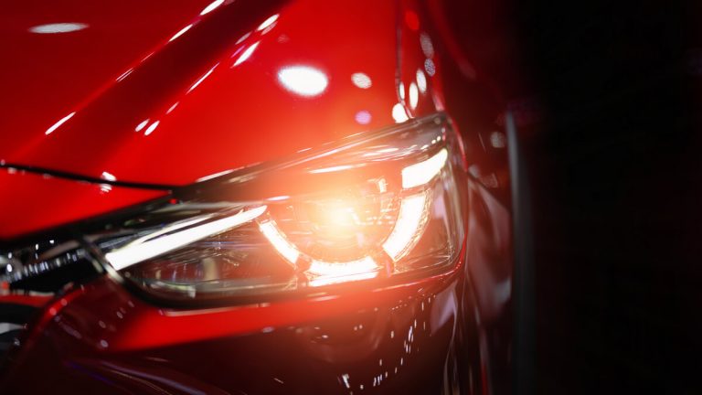 6 Best Halogen Headlight Bulbs for Higher Visibility on a Budget