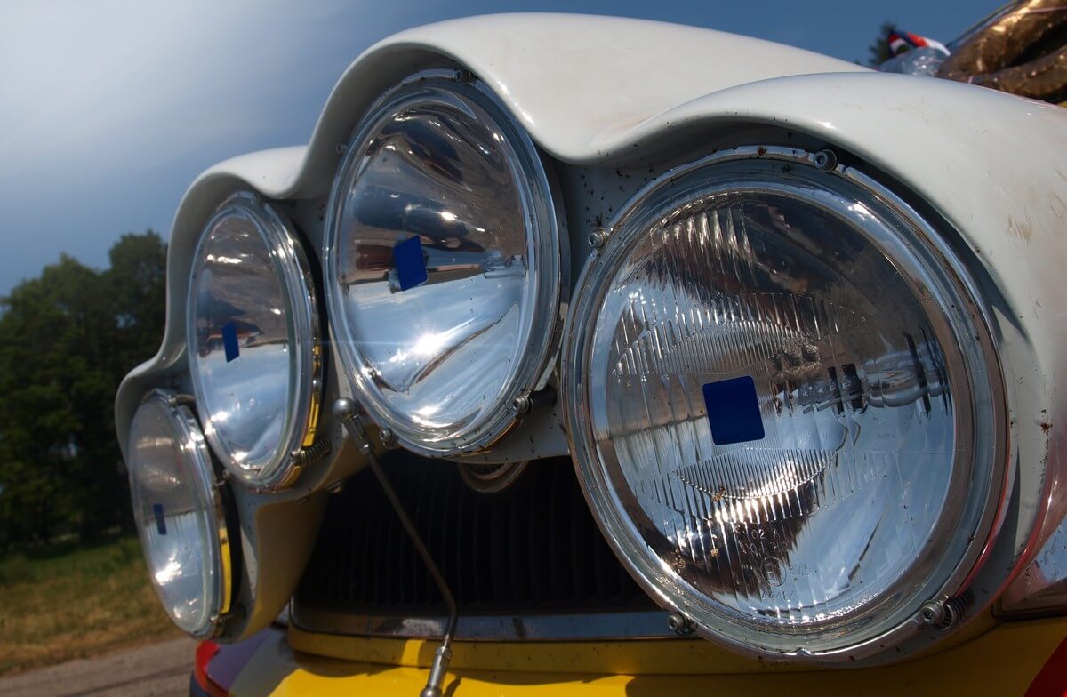 Best Fog Lights to Light Up Your Way | 2022 Review - eManualOnline Blog