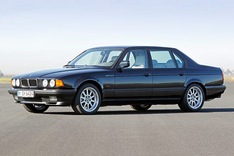 BMW's M70/S70 is the Quintessential V12 Engine - eManualOnline Blog